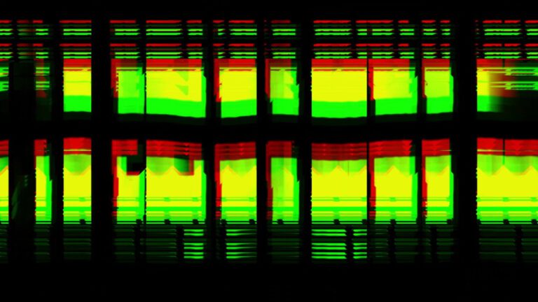 Green Screen Grunge - Lofi Glitch Effect - Overlay Loop